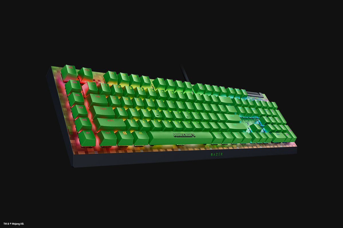 Buy Razer BlackWidow V4 X - Green Switch - US - Minecraft Edition ...