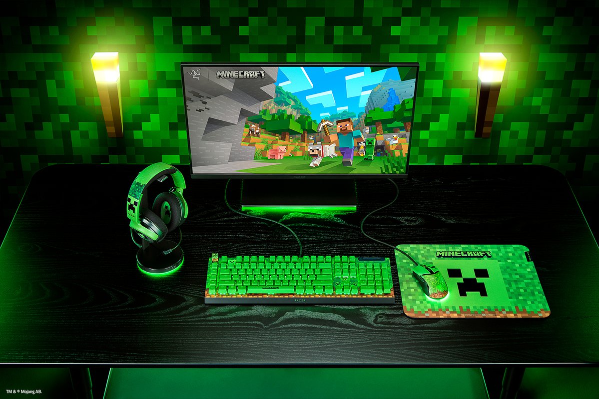 Buy Razer BlackWidow V4 X - Green Switch - US - Minecraft Edition ...