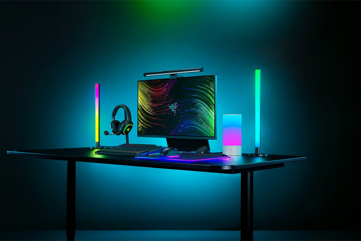 Buy Razer Aether Standing Light Bars | Gamer Room Lights | Razer.com